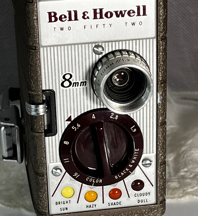 Bell & Howell 252 8mm Film Camera - Etsy