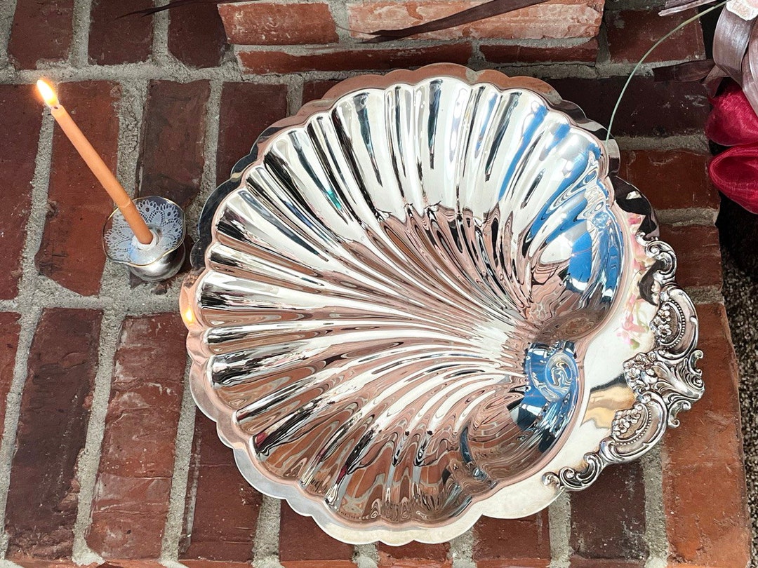 Large Silver Plate Clam Shell Dish - Baroque by Wallace - Etsy