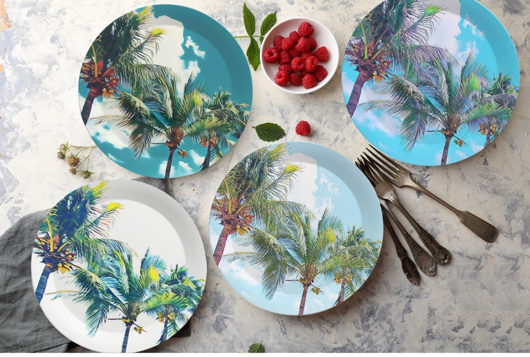 Set of 7.5 Palm Tree Plastic Plates, Made in the UK, Tropical Party ...
