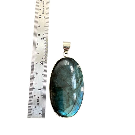 Rare and Gorgeous Large Flashy Natural Labradorite Ov… - Gem