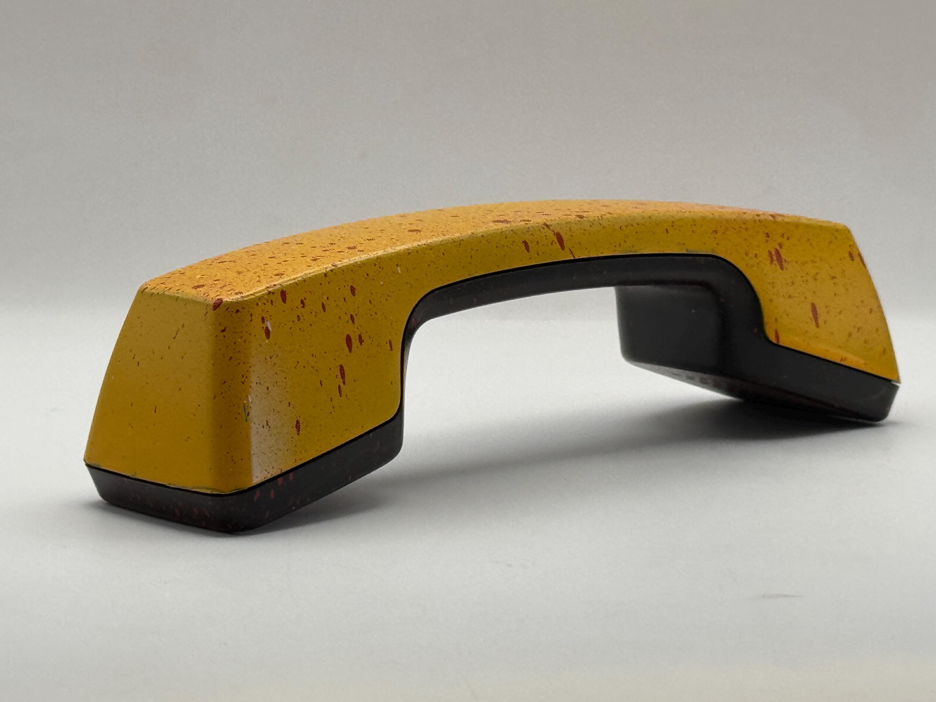 Telephone Mic, Lo-fi Microphone, Retro Vintage, Yellow, Black, Boutique ...