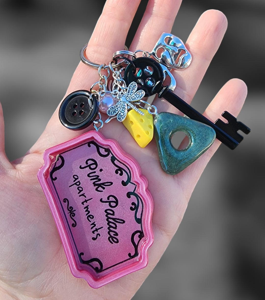 Pink Palace Keychain - Etsy