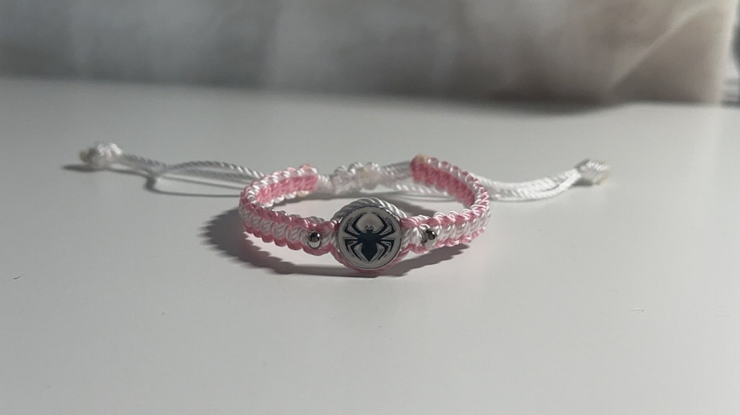 Gwen Stacy Bracelet - Etsy