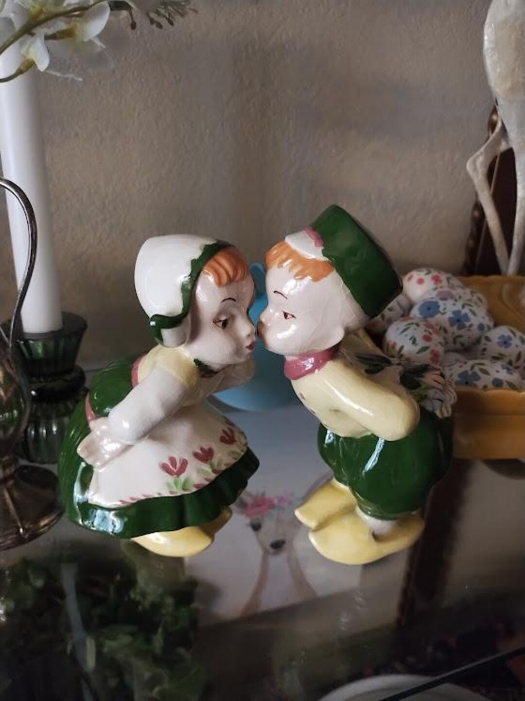 1950s Kissing Dutch Boy & Girl Hand Painted Ceramic Springtime ...