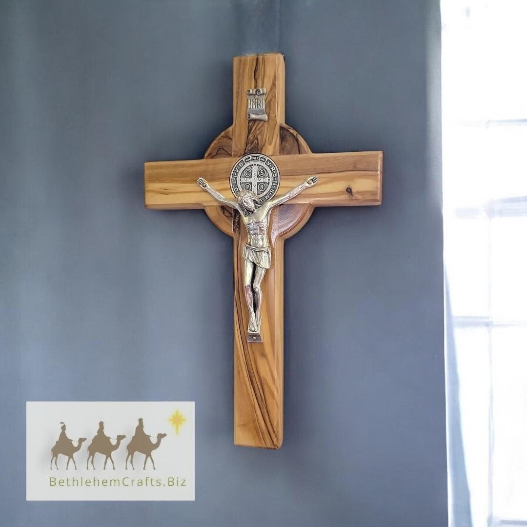 Saint Benedict Medal Olive Wood Wall Cross - Benedictine Crucifix - Etsy