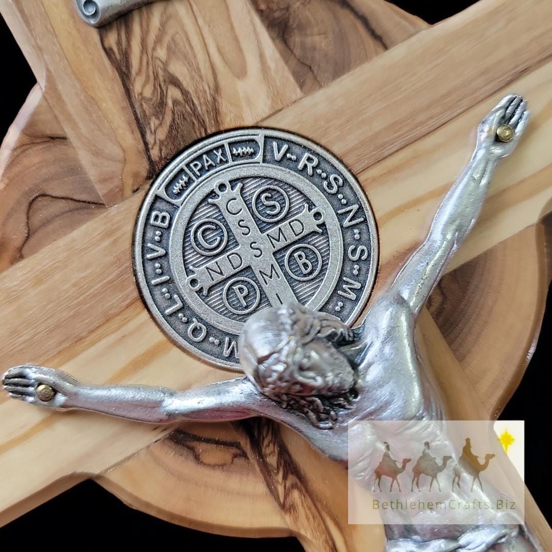 Saint Benedict Medal Olive Wood Wall Cross - Benedictine Crucifix - Etsy