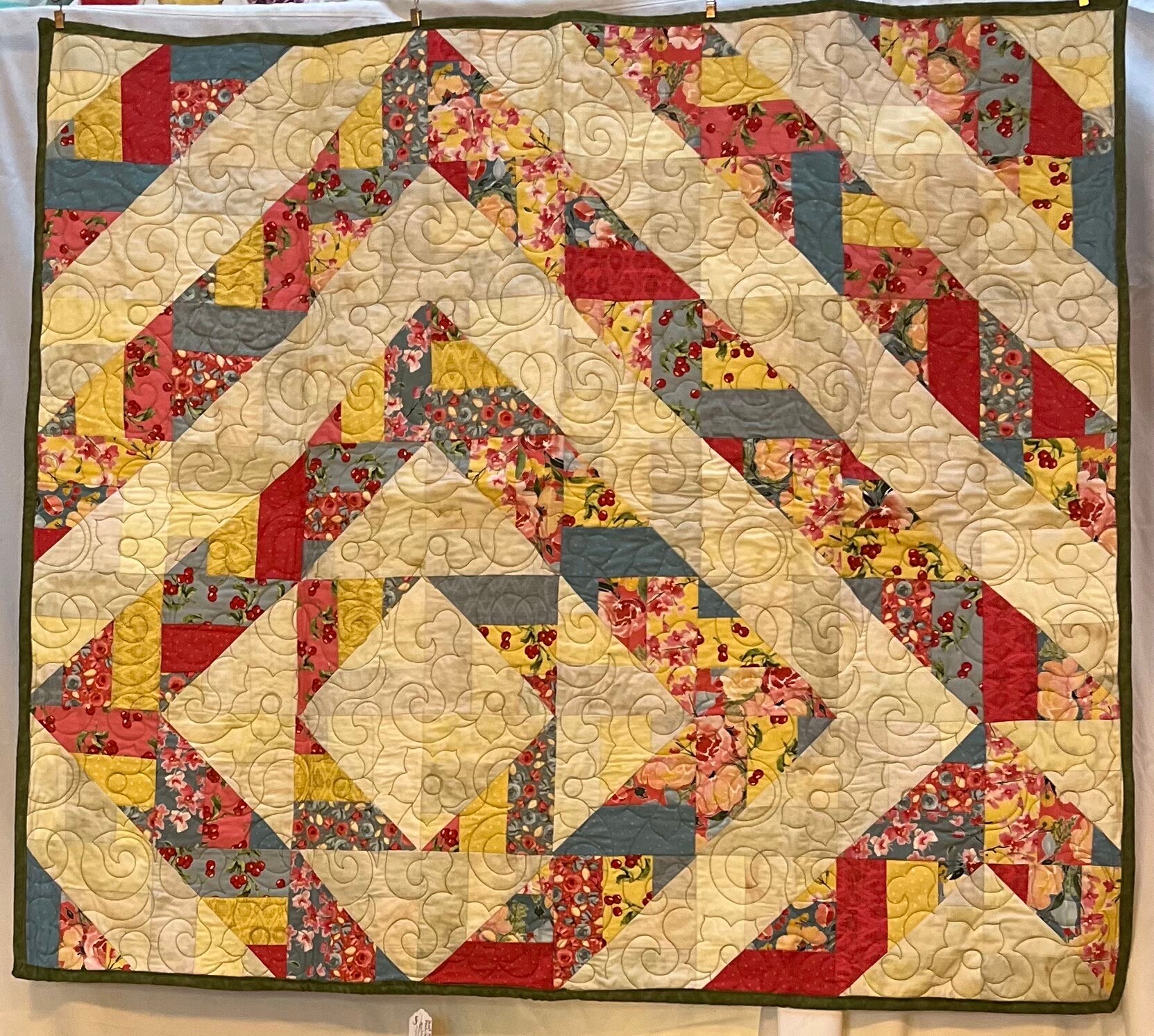 Soft Floral Spring Patchwork Throw Quilt - Etsy