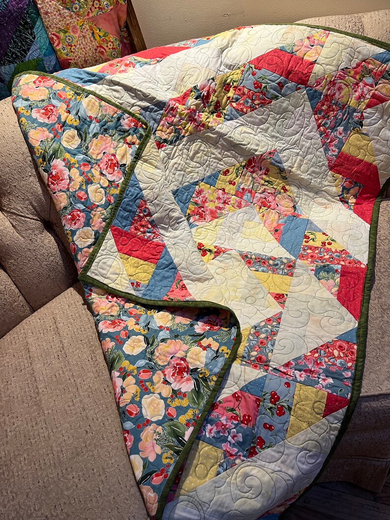 Soft Floral Spring Patchwork Throw Quilt - Etsy