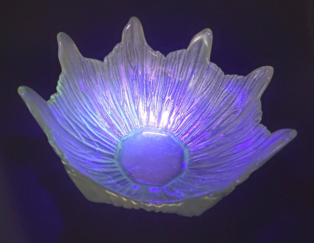 Pier One Kitchen Bowl Vase Unique GLOW Glows & Shape Blue Green ...
