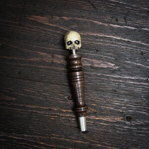 Beer Tap Handle: Toothless Tommy - Etsy