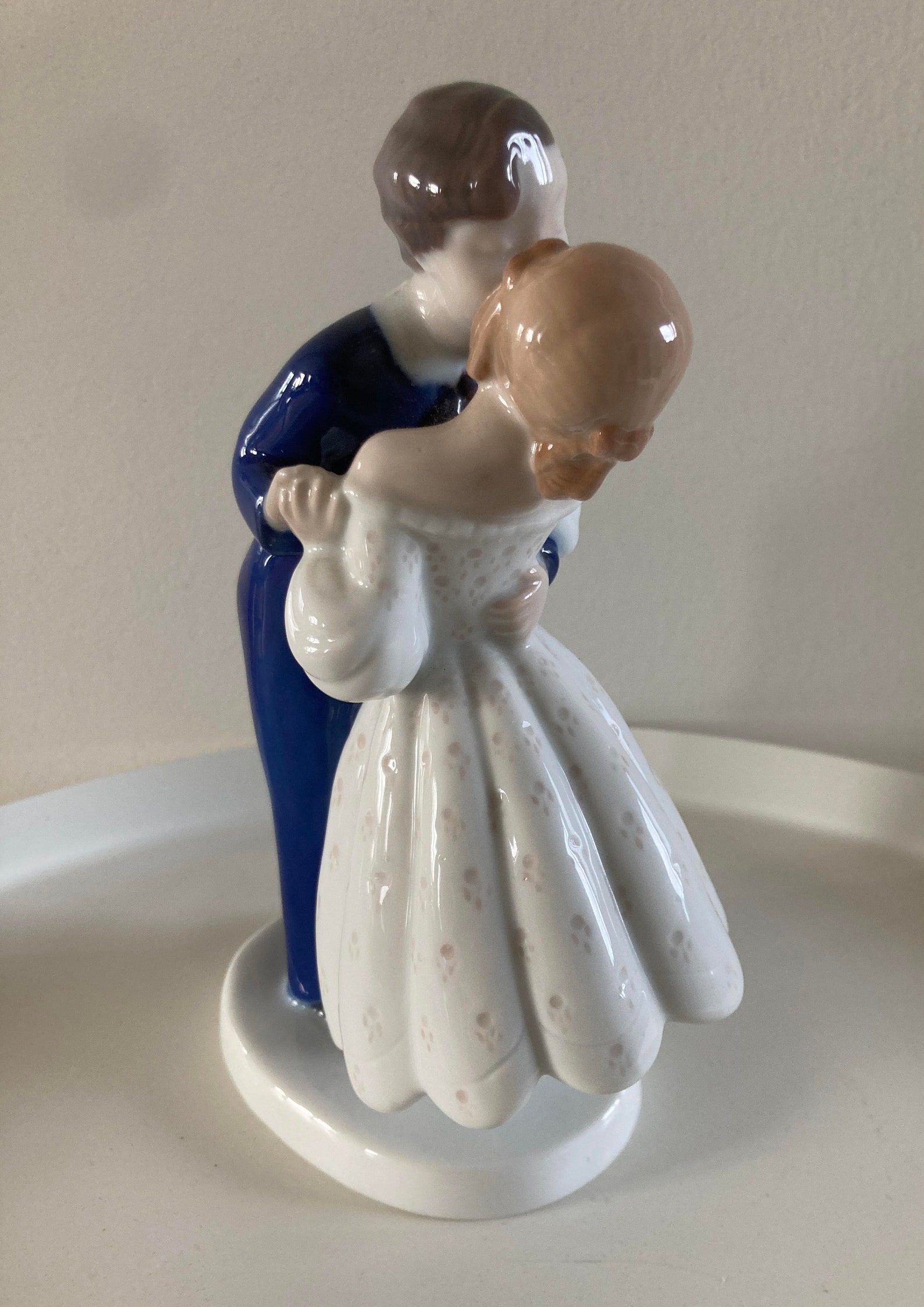 B&G, Bing Grondahl Copenhagen Denmark, Porcelain Figurine 2162 HC First ...