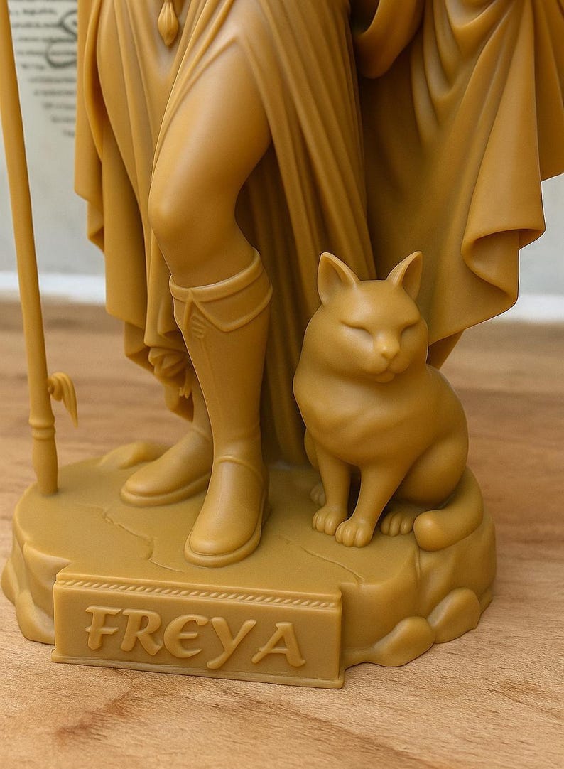 Freya Freyja Statuette PLA | Nordische Göttin Luchs | Wikinger Deko ...