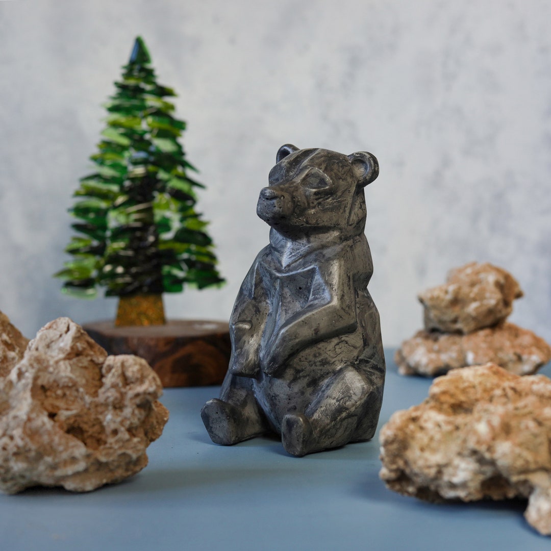 Geometric Bear Statue, Nordic Bear Ornoment, Geometrical Bear Sculpture ...
