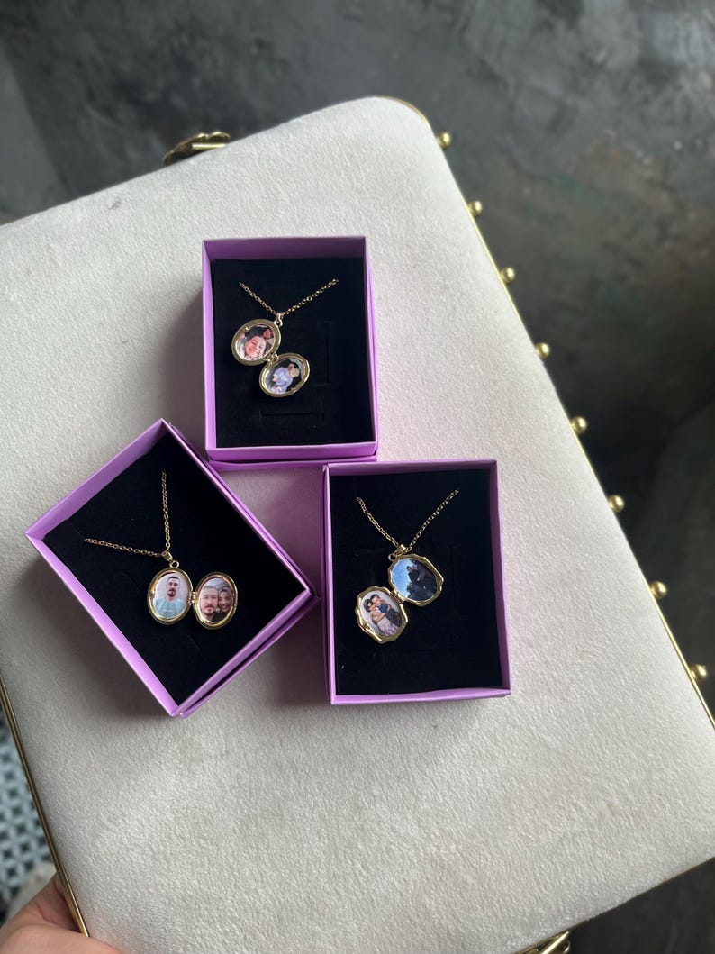 Gold Oval Locket Necklace: Pearl Detail, Photo Keepsake - Etsy