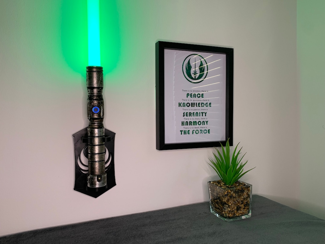 Custom 3D Printed Lightsaber Display Stand | Wall Mount for Star Wars ...