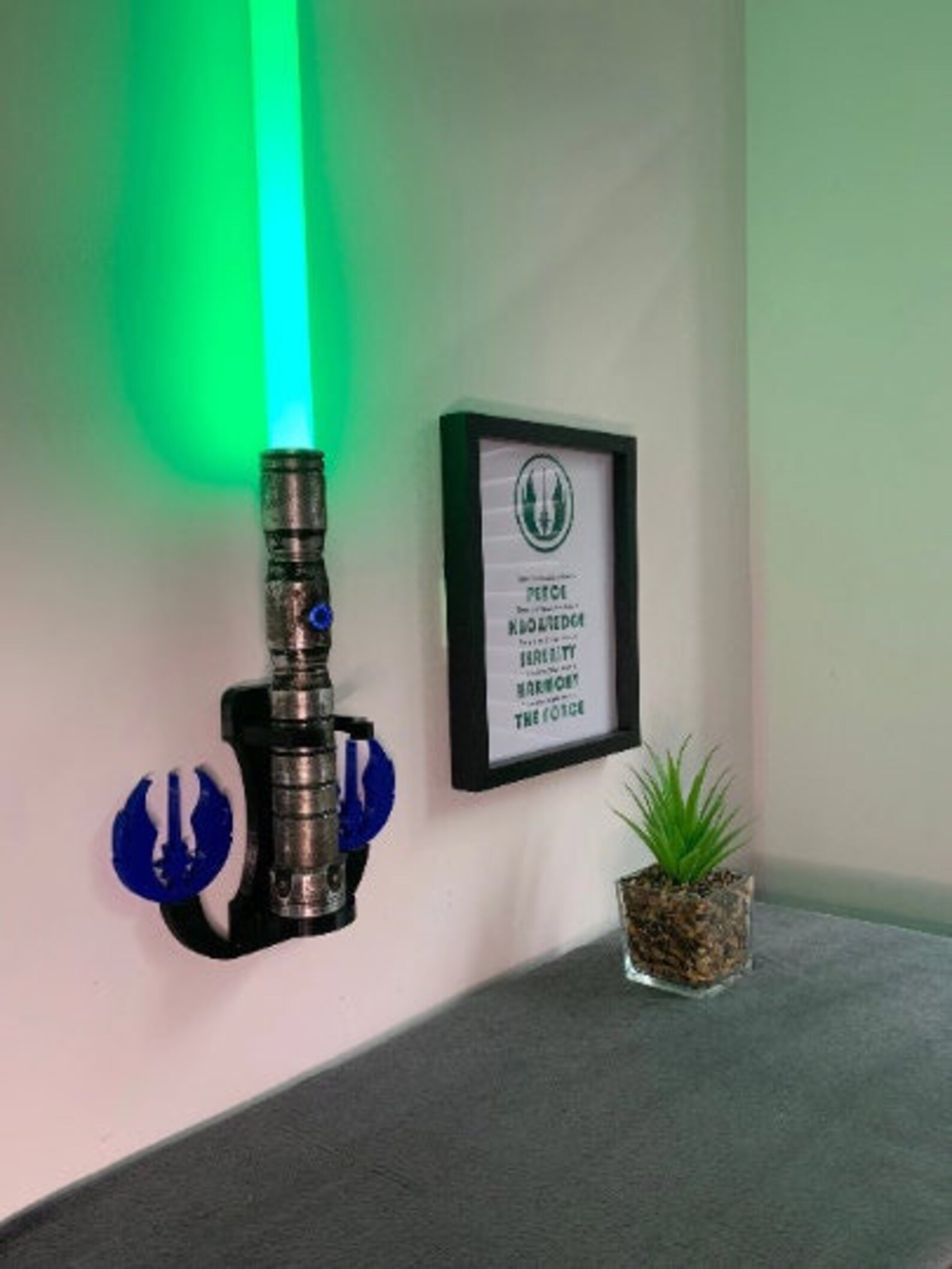 3D Printed Lightsaber Display Stand, Customizable Wall Mount, Unique ...