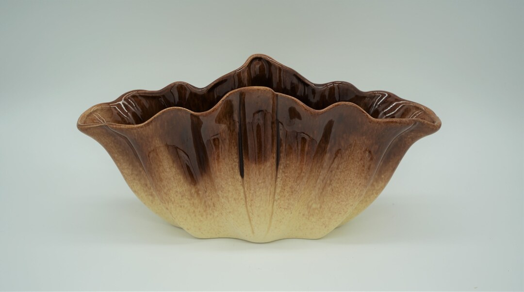 Rare Vintage Australian Pates Pottery Slip Cast Ruffled Crumpled, Clam ...