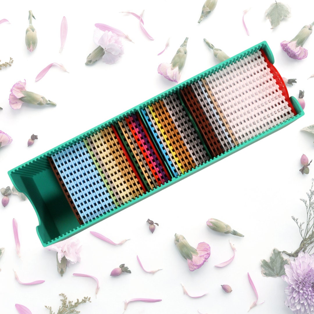 Pixel Hobby Card Organizer / Storage Box / Classic Pixel Art - 70 Slots ...