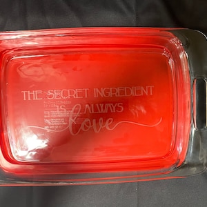 Engraved Pyrex Bakeware With Lid and Handles - Personalized Mothers Day ...