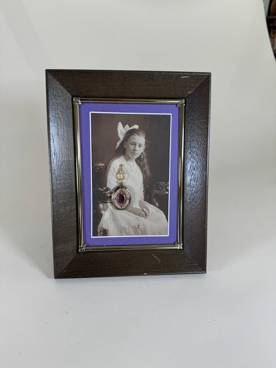 Special Brooch Frame Vintage Photo - Etsy