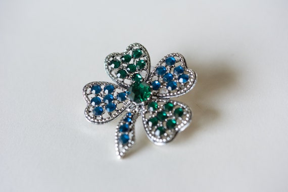 60-70s Vintage Weiss Shamrock Brooch - Gem