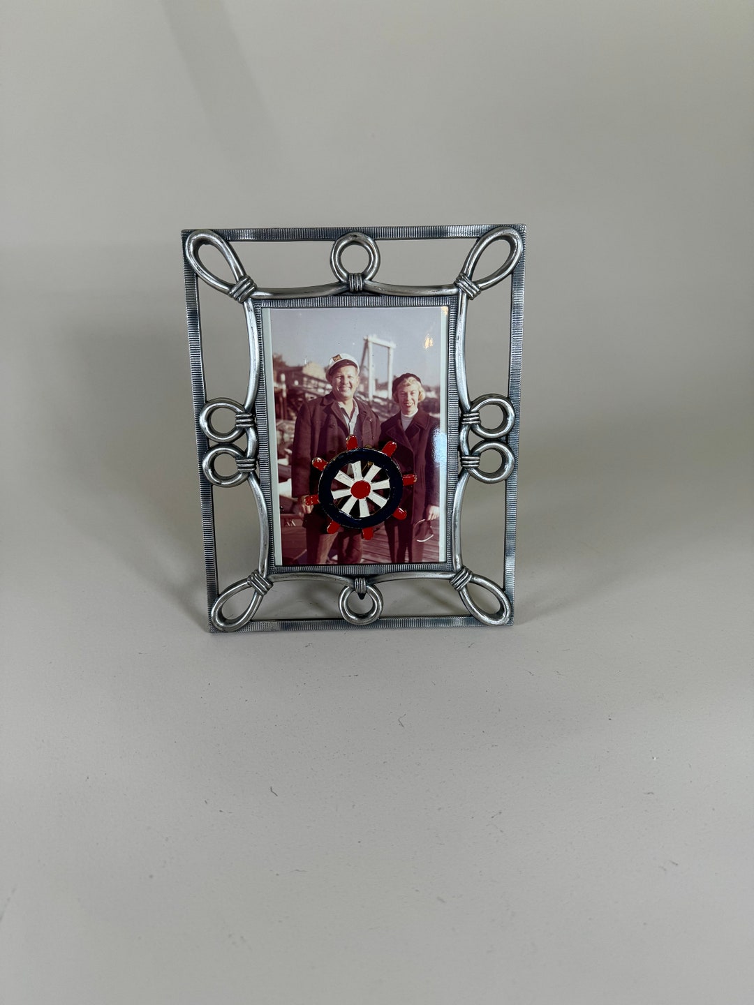 Special Brooch Frame Vintage Photo - Etsy