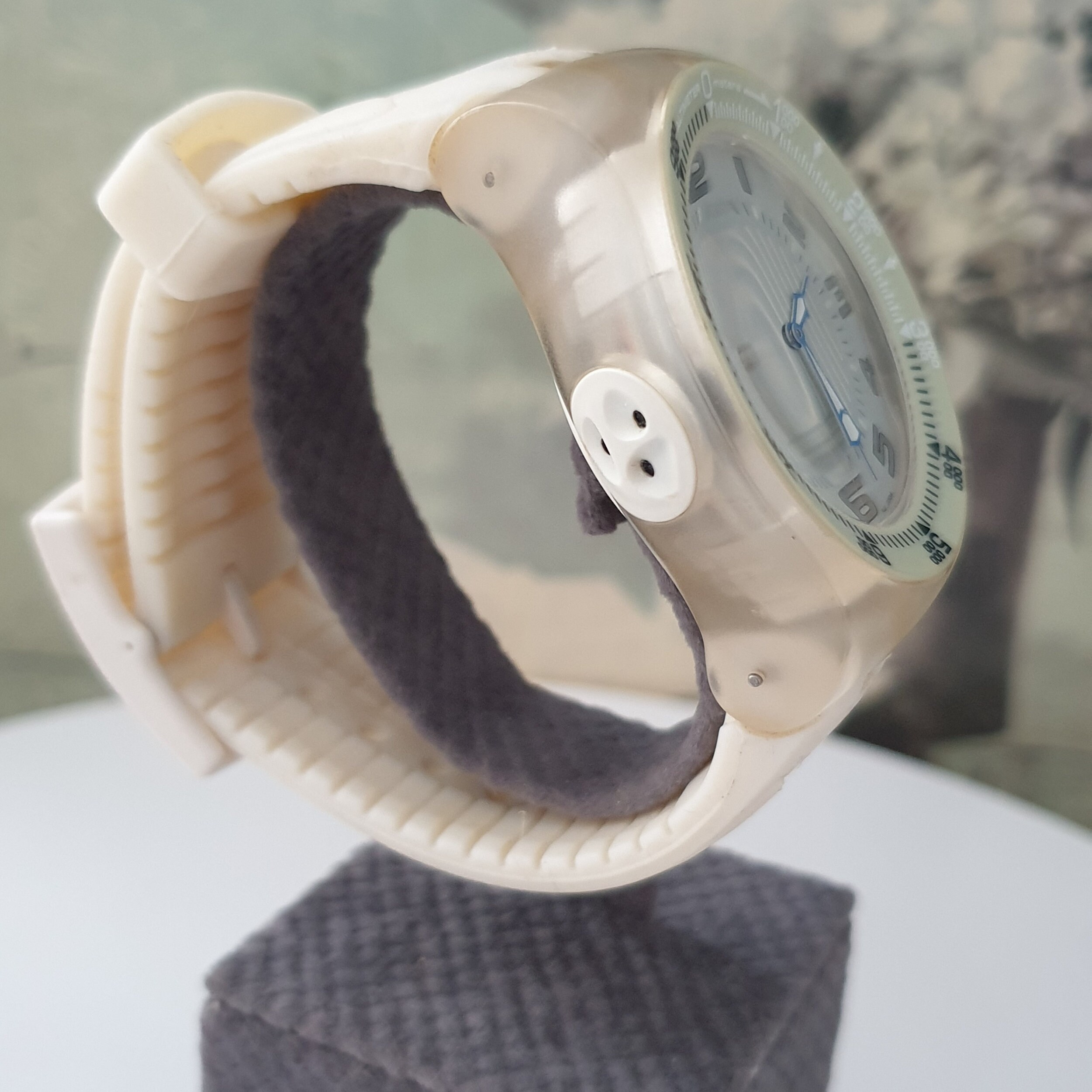 Rare Swatch Fun Boarder Snowy Sky Snowpass & Altimeter Watch SULK100 ...