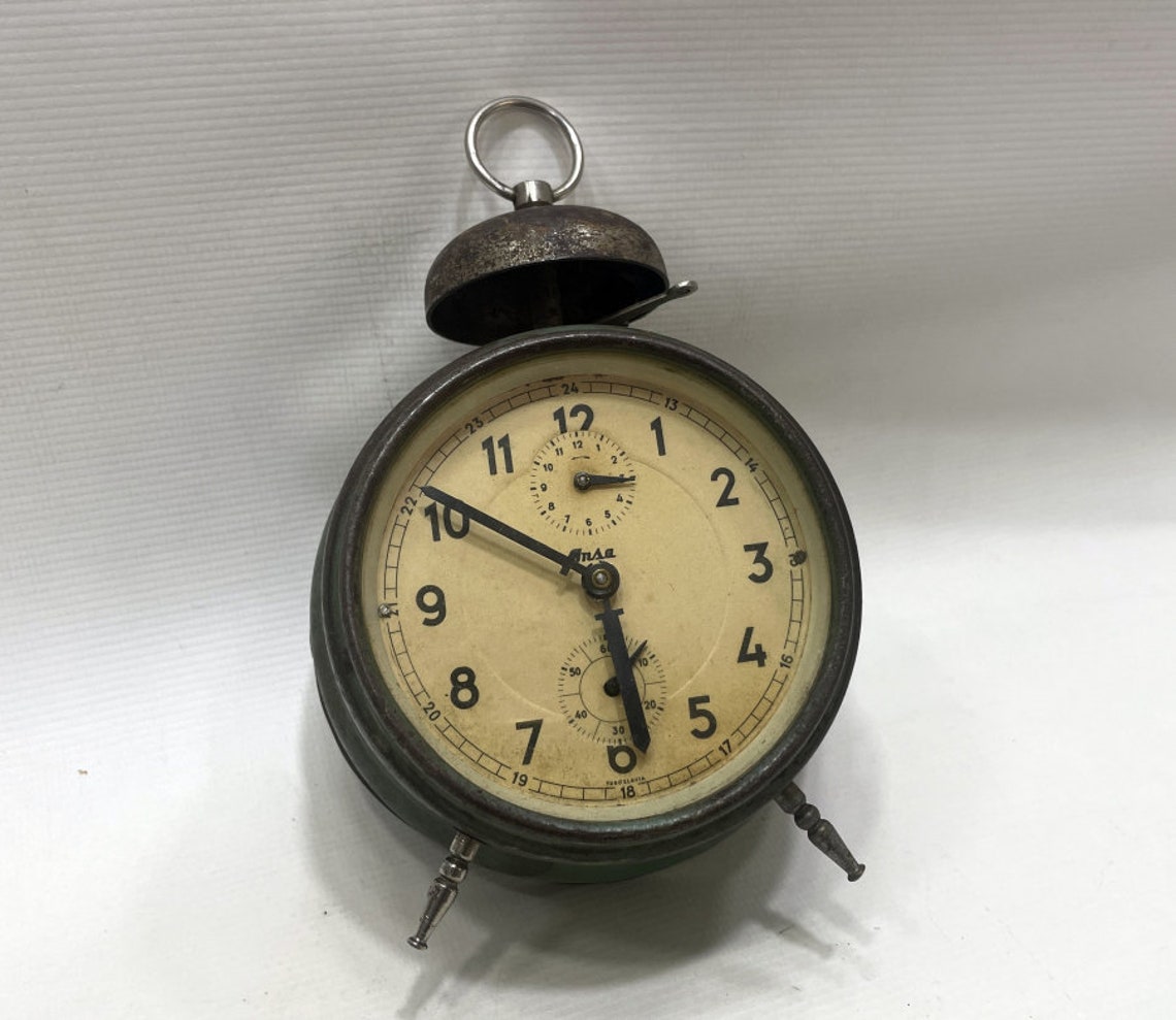 Vintage 1940s Insa Mechanical Alarm Clock, Yugoslavian Desk Clock - Etsy