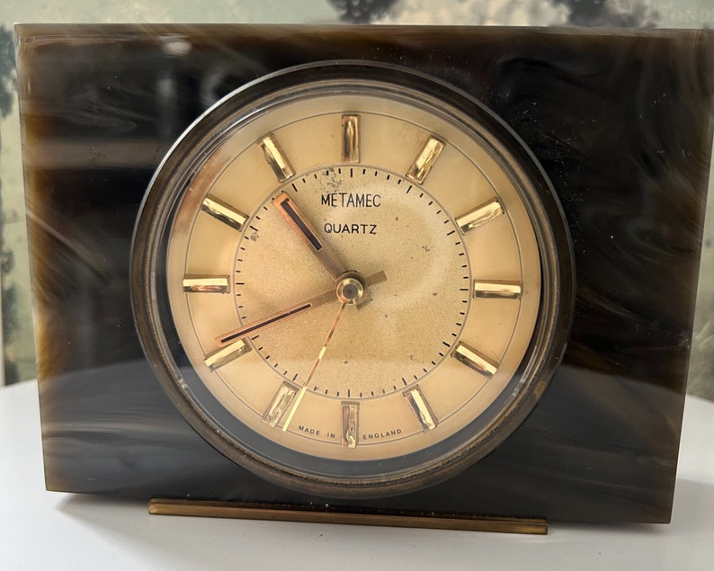 Metamec Rare Vintage Bakalite Table Clock, Battery Mantel Clock ...