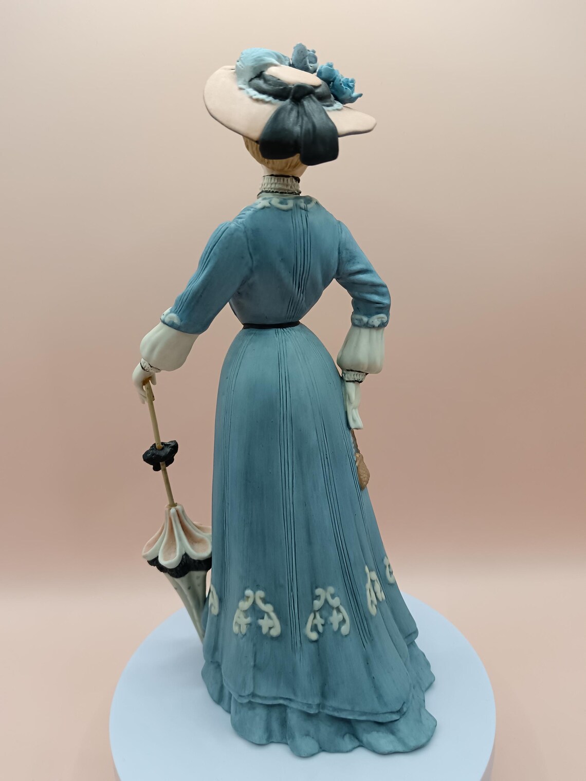 Wedgwood Porcelain Afternoon Promenade English Costume Lady Figurine ...