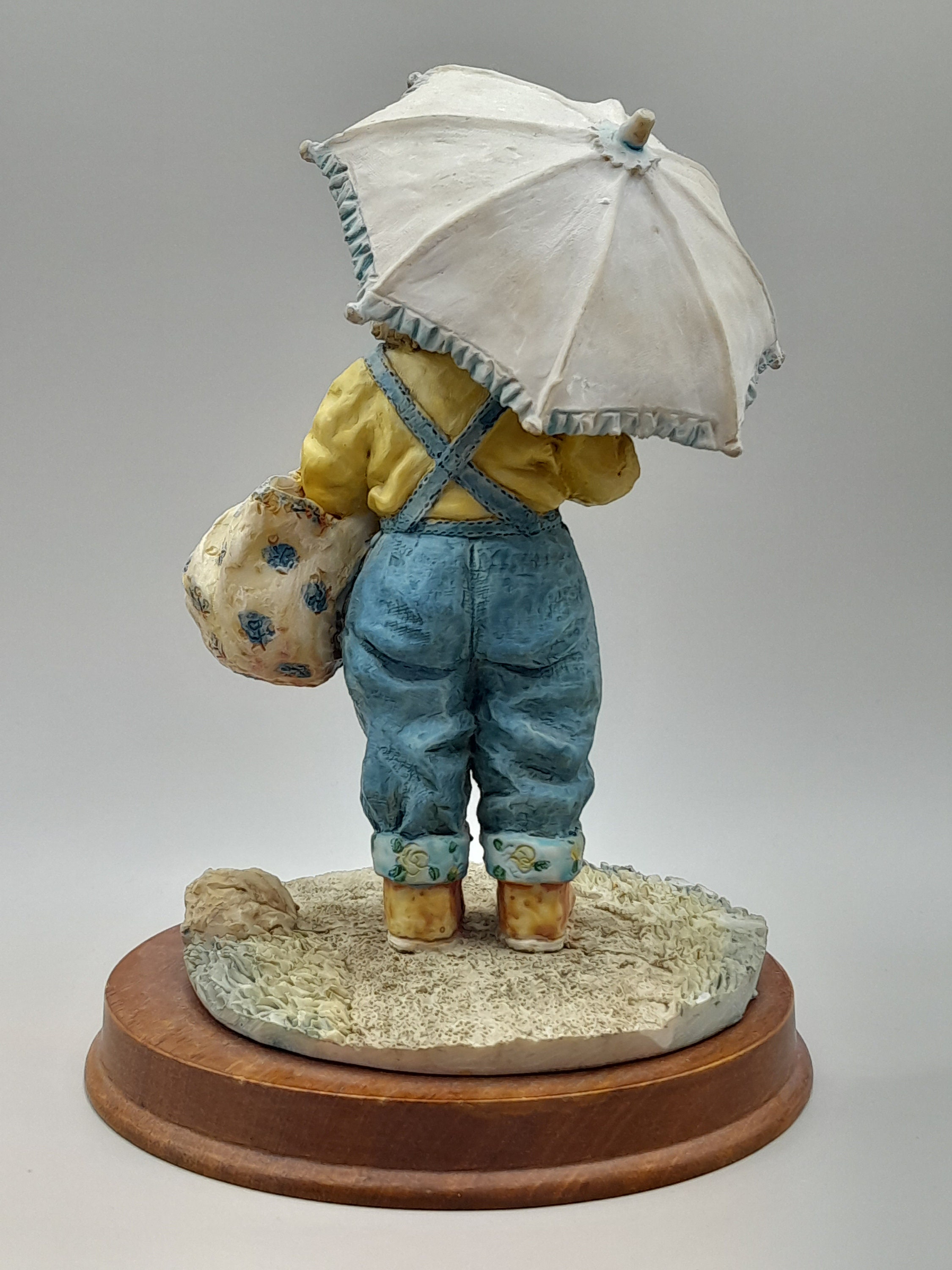 Vintage Marlo Collection Girl Under Umbrella Figurine19cm - Etsy