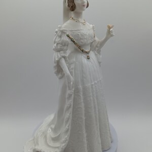 Coalport Figurine queen Victoria Royal Wedding L. Edition 1990 Year ...