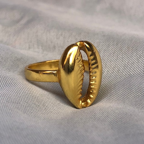 Gold Plated Cowrie Shell Ring - Etsy