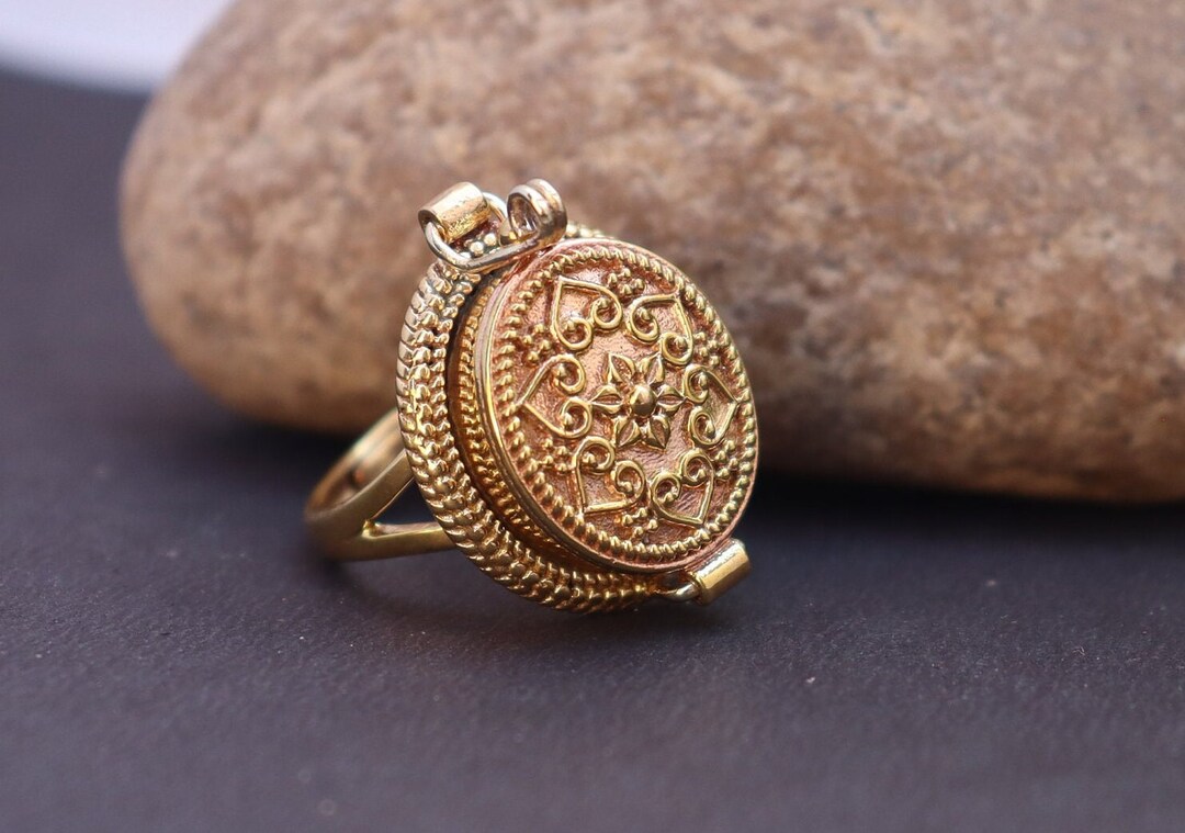 Poison Ring ,pill Box , Unique Ring, Adjustable Ring, Handmade Ring ...