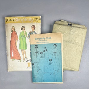 1970s Simplicity 7048 Sewing Pattern: Misses' Robe, Jiffy Dress, Size ...