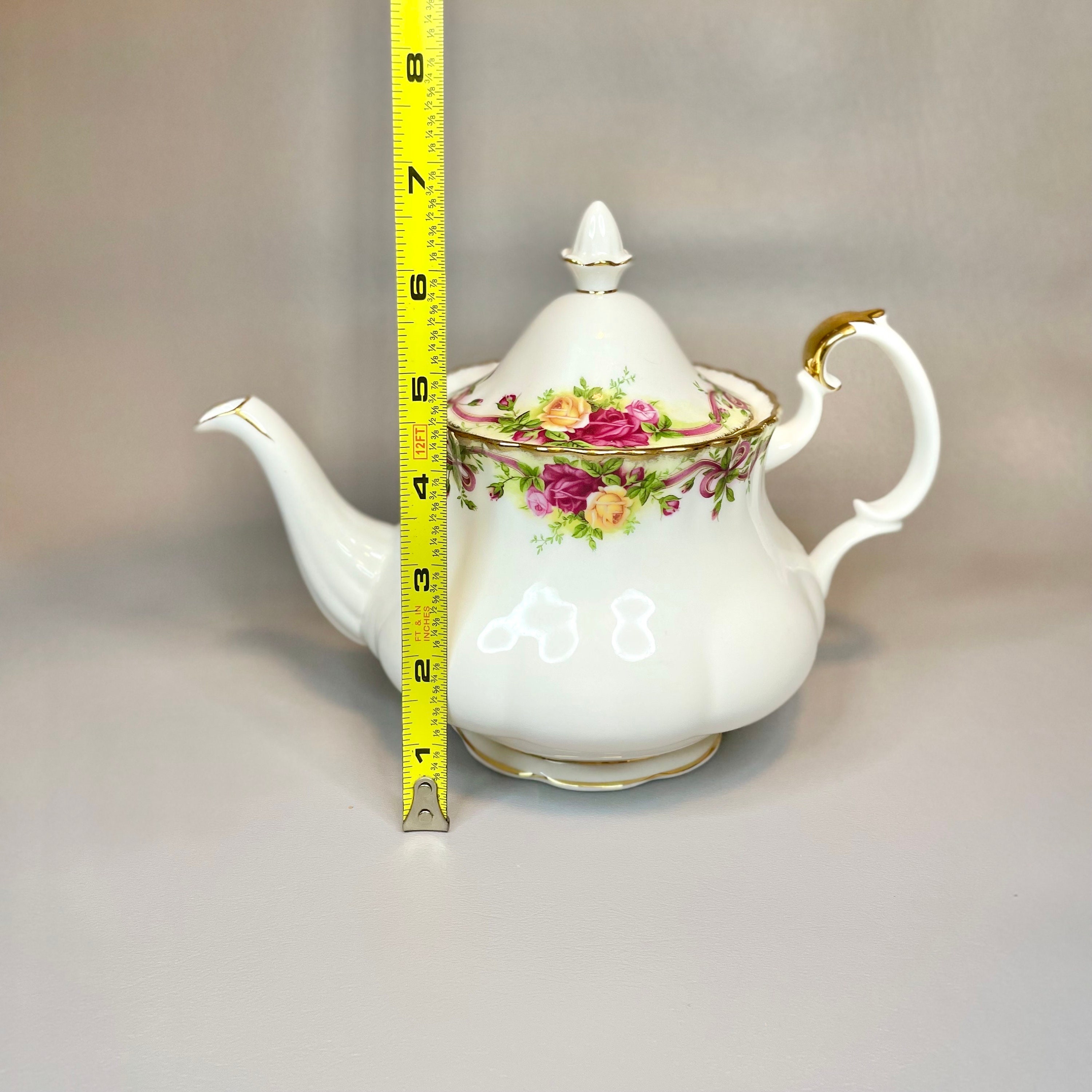 Vintage Royal Albert Roses Teapot, Old Country Roses Pattern on White ...