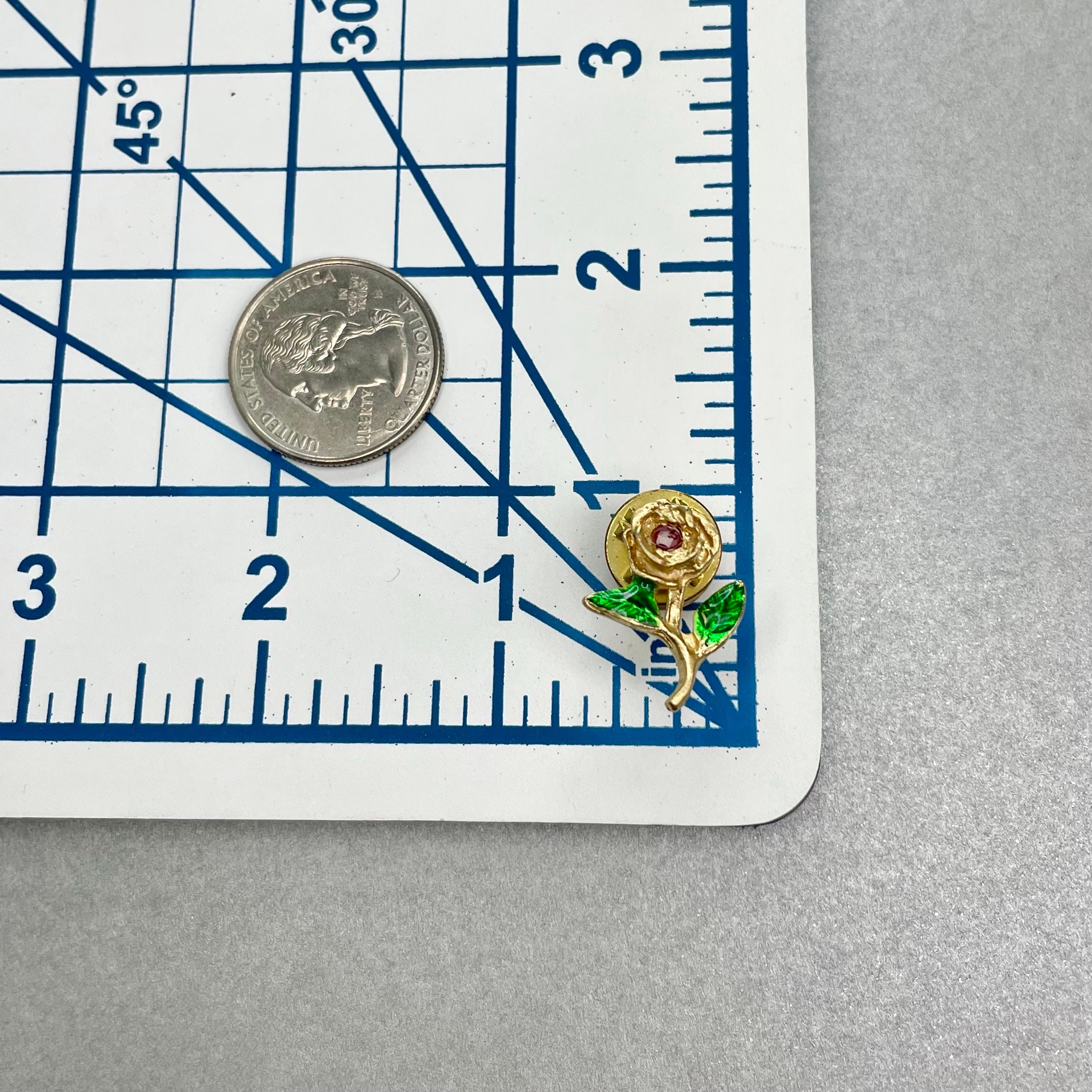 Vintage Gold Flower Pin, Gold Tone Green Enamel Small Figural Lapel ...