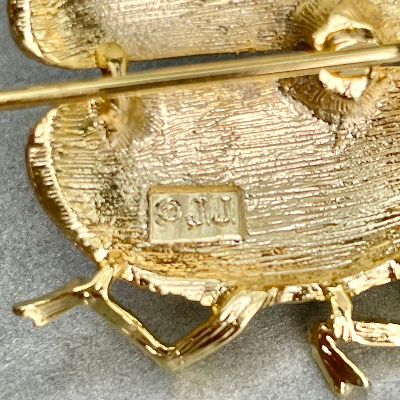 Vintage Gold Bug Long Pin, Gold Tone Rose Bleu Rouge Strass Petite ...