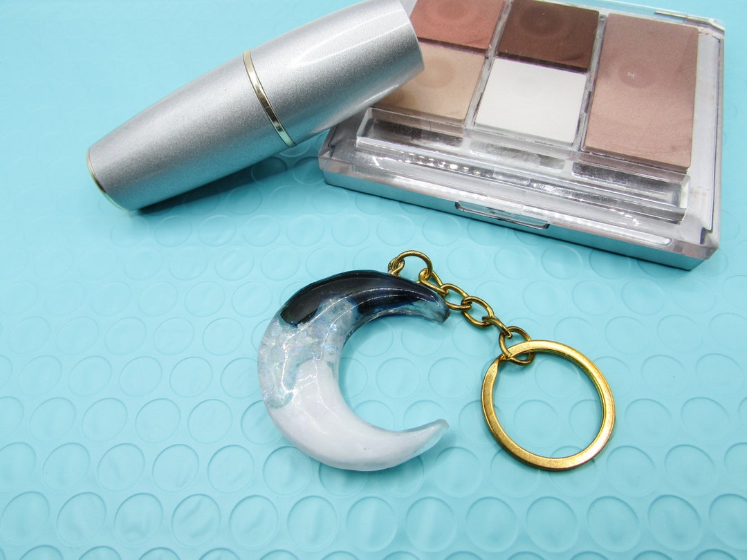 Dark and Light Crescent Moon Key Chain - Etsy