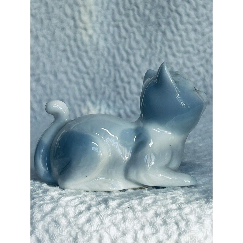 George Good White Grey Blue Cat Kitten Miniature Figurine Kitschy ...