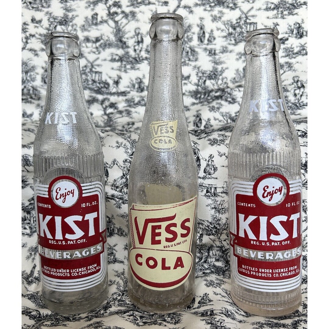 Vintage 2 Kist & 1 Vess 10 Ounce Soda Bottles Check Out - Etsy