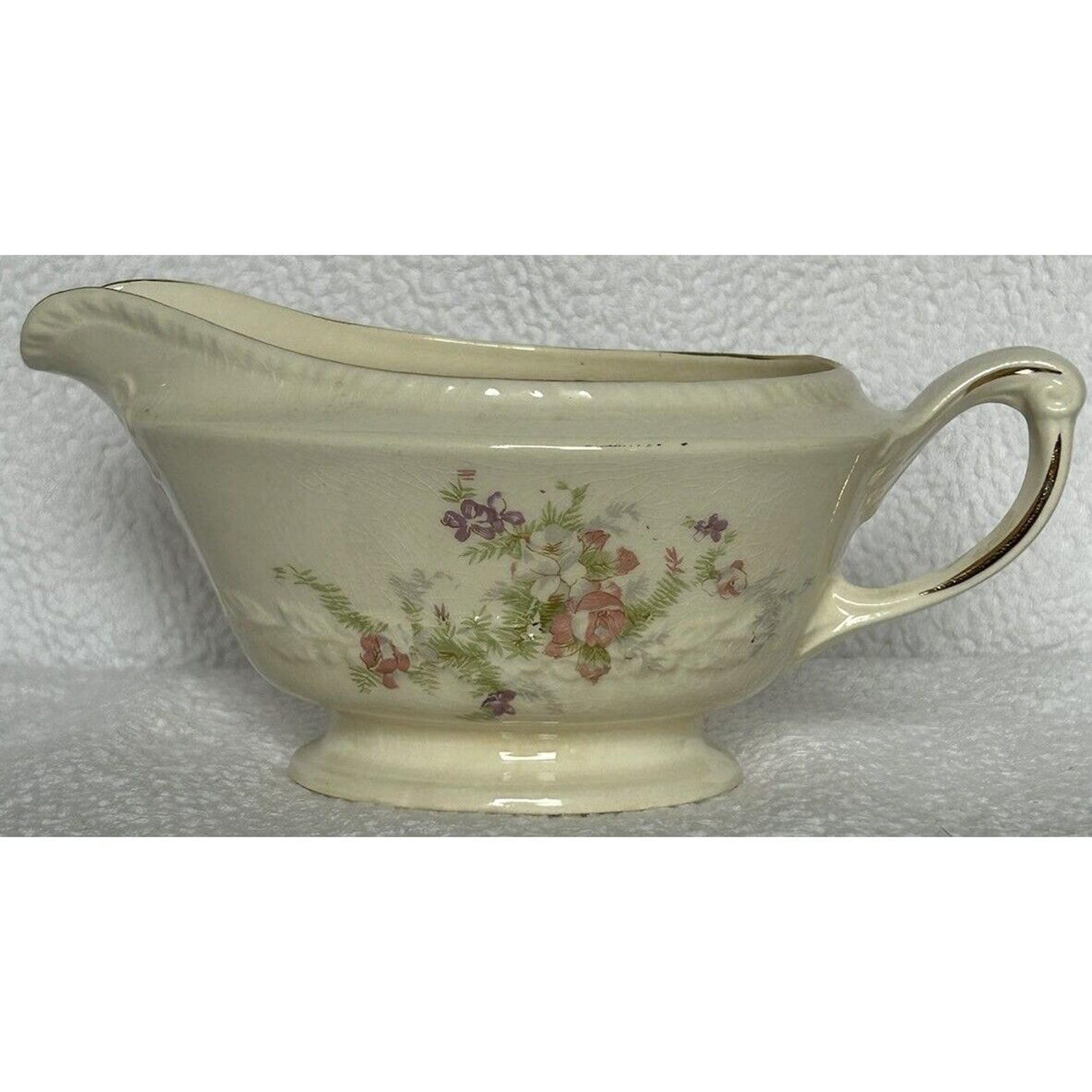 Crown Potteries Gravy Boat Vintage 1942 Pink & Lilac Flowers Pattern ...