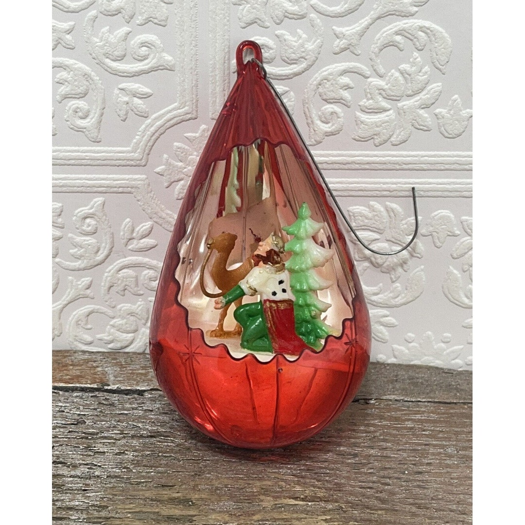 Vintage 1950's Red Plastic Tear Drop Christmas Tree Ornament One of the ...