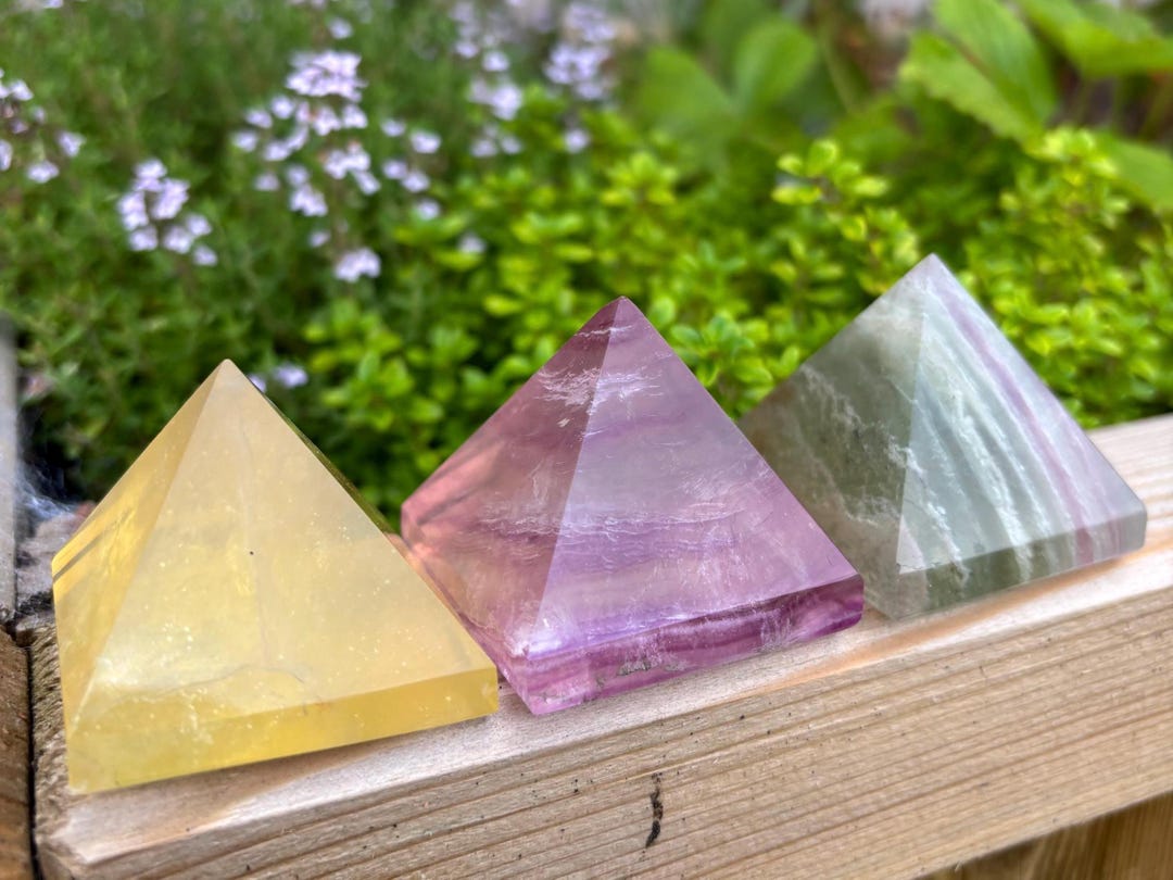 FLUORITE PYRAMID, SQUARE Based Pyramid, Reiki Crystal, Stone of Clarity ...