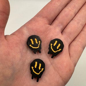 Trippy Smiley Face Kandi Bead | Focal Beads / Charms for Raves ...