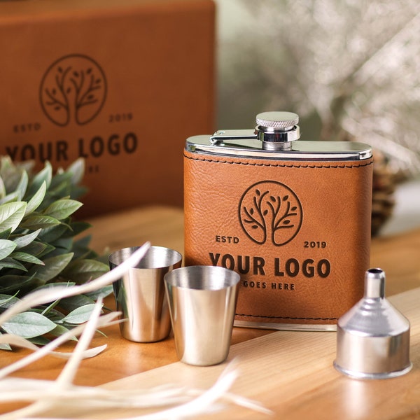 Engraved Flask Set - Etsy