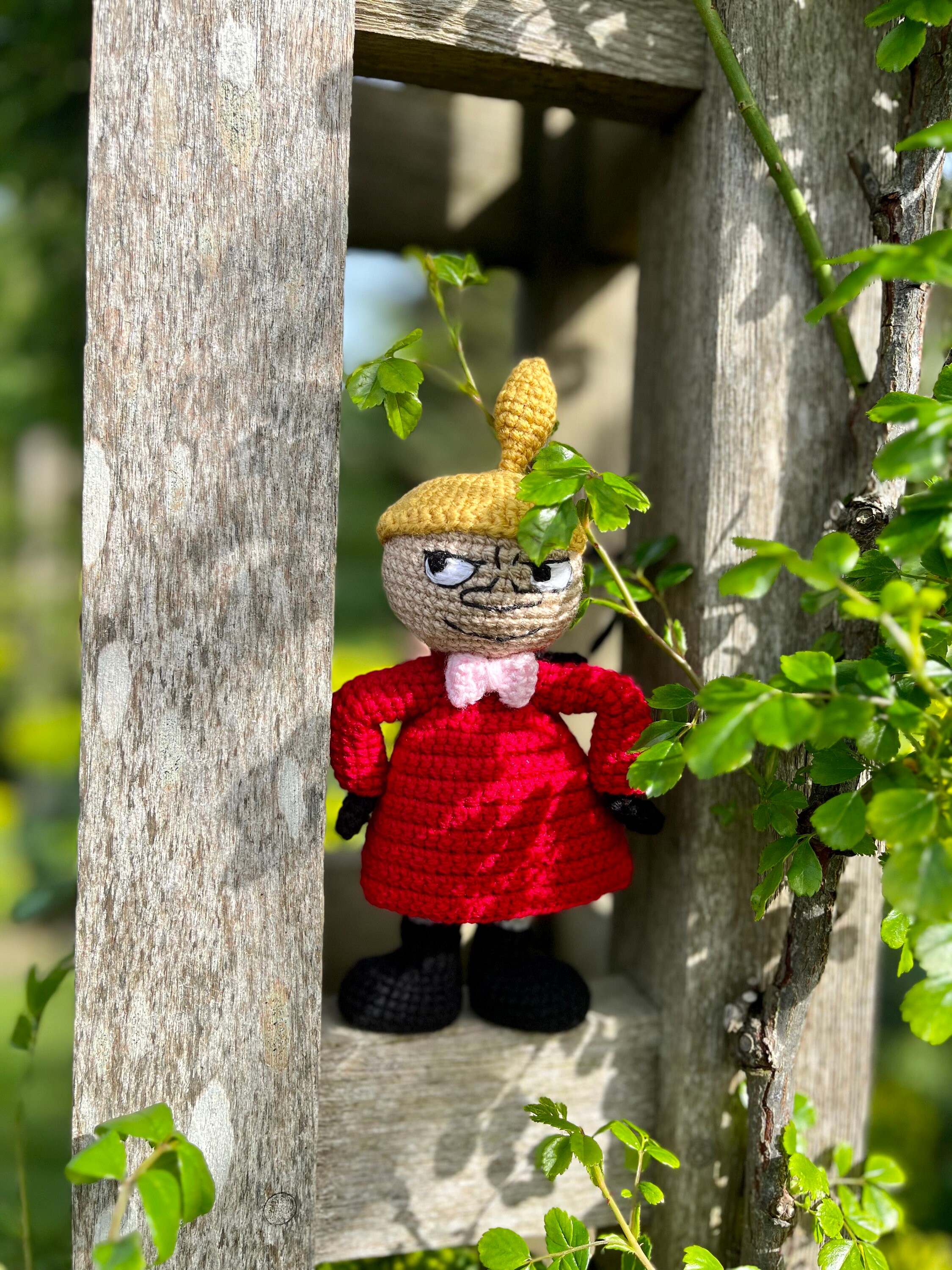 Crochet Pattern Grumpy Girl in Red Dress - Etsy