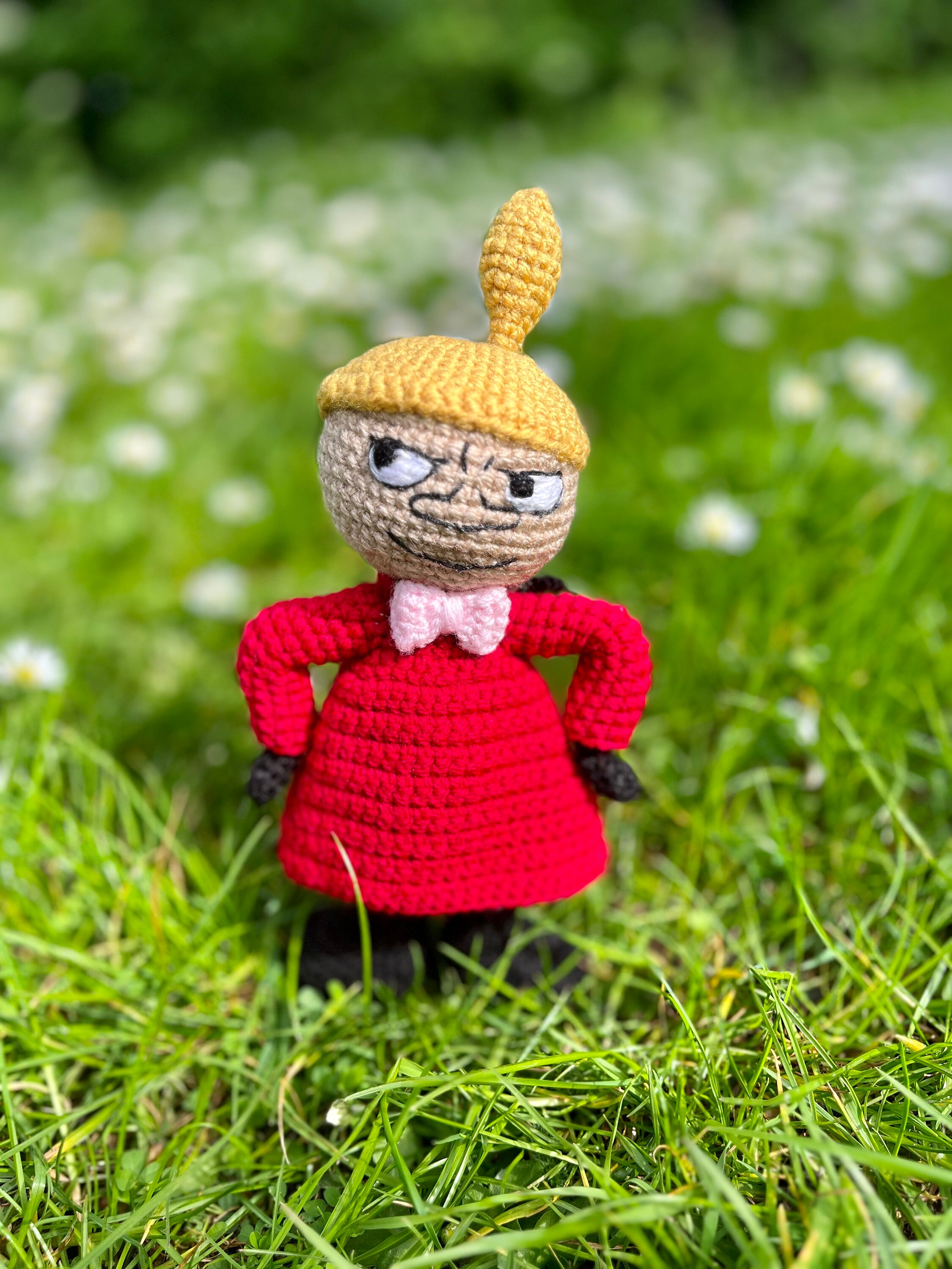 Crochet Pattern Grumpy Girl in Red Dress - Etsy
