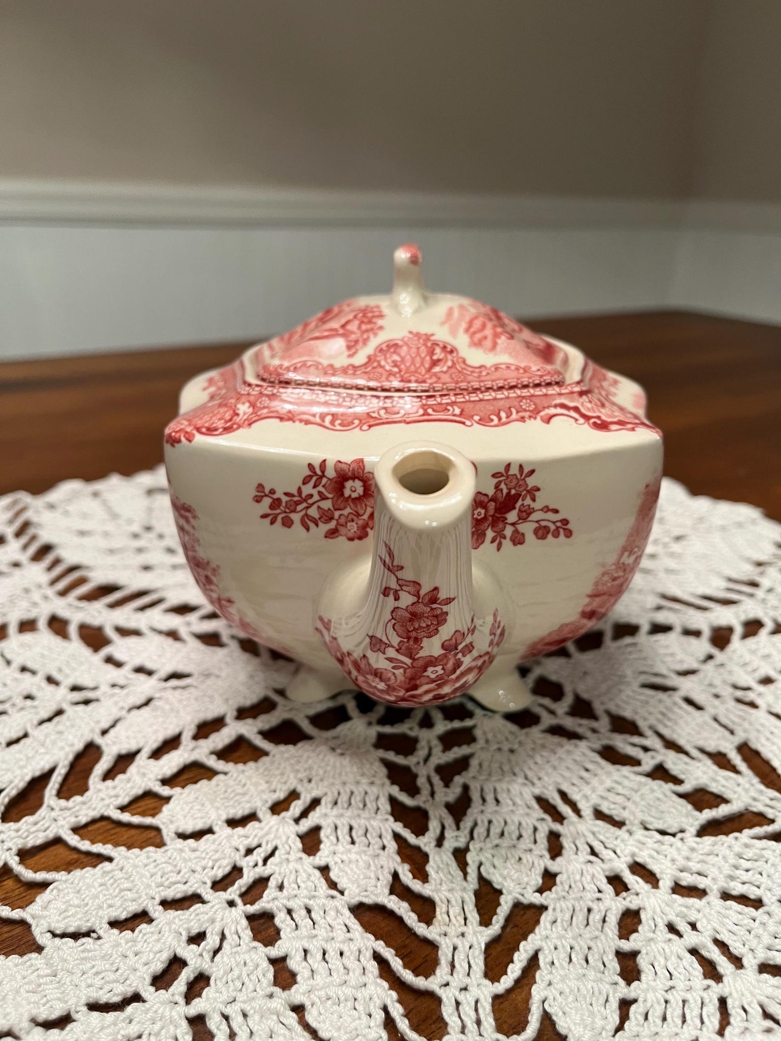Beautiful Vintage Red and White Teapot. Farnham Castle 1792 England. - Etsy