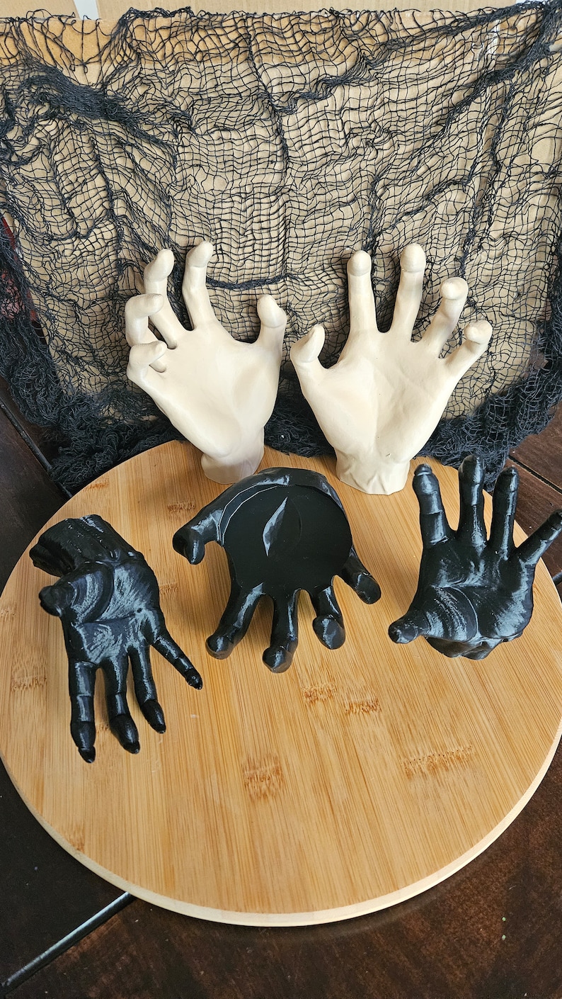 3D Scary Devil Hands, Creepy Reaching Hand Wall Decor, Party Piece ...
